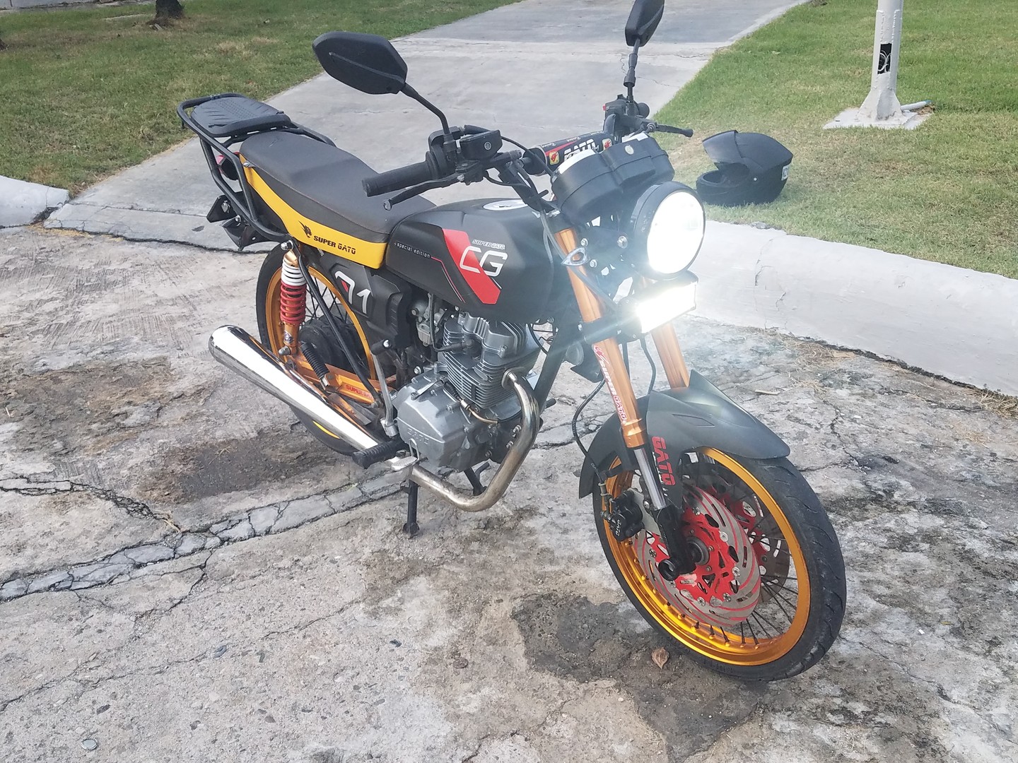 Corotos | Super Gato CG 250 Racing Special Edition