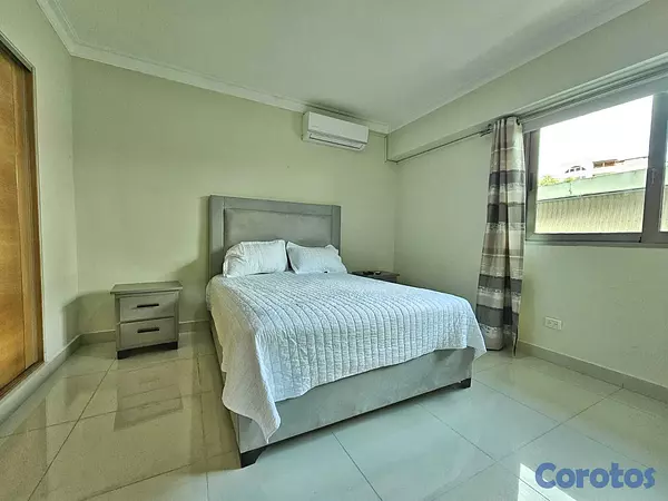 Corotos | Apartamento en Alquiler Amueblado en gazcue cerca