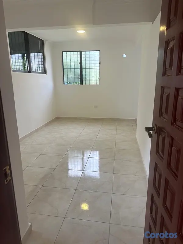 Corotos | Vive en Bella Vista! Amplio Apartamento en una de las Zonas ...