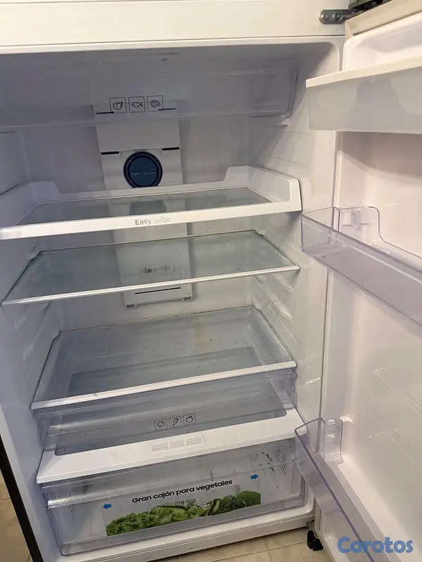 Corotos | Nevera Samsung Inverter 19 Pies con Dispensador de