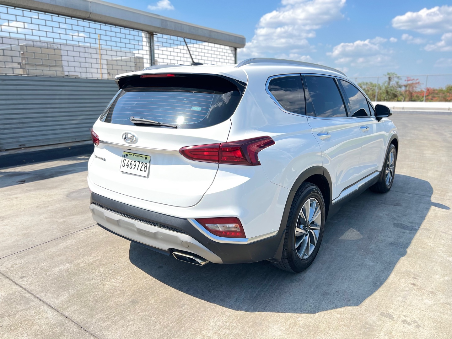 Corotos | HYUNDAI SANTA FE 2020 SPORT LUXURY 3 FILAS DE ASIENTOS EN PIEL PRENDE POR BOTON