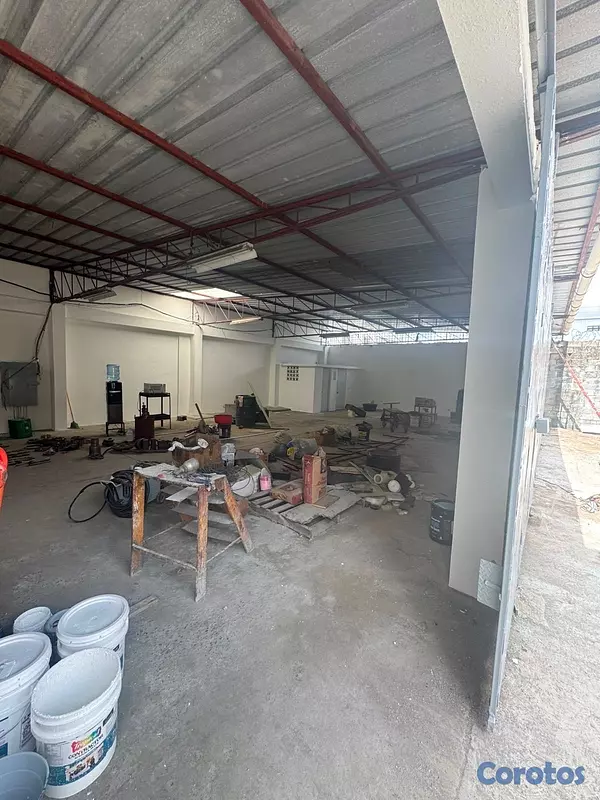 Corotos | alquiló naco comercial los prados una oficina dos baños ideal ...
