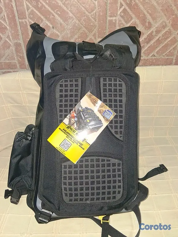Corotos | Mochila Impermeable Nelson-Rigg Hurricane 30L
