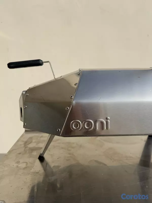 Corotos | Horno para pizza Ooni Karu 12” y pala