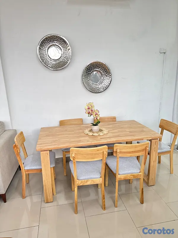 Corotos | Comedor en madera natural roble asiático