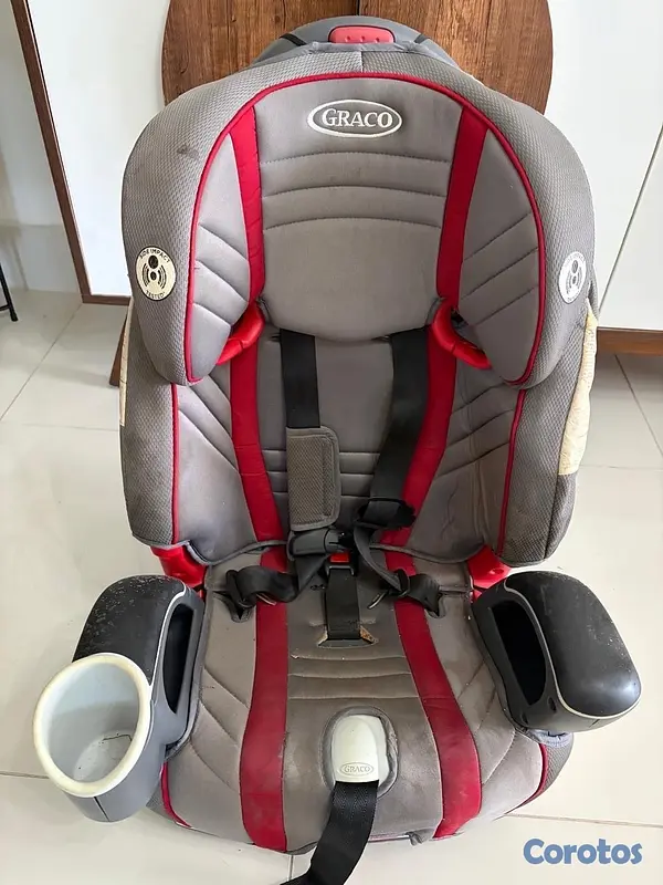 Corotos | Car seat Graco gris y rojo en muy buenas condiciones