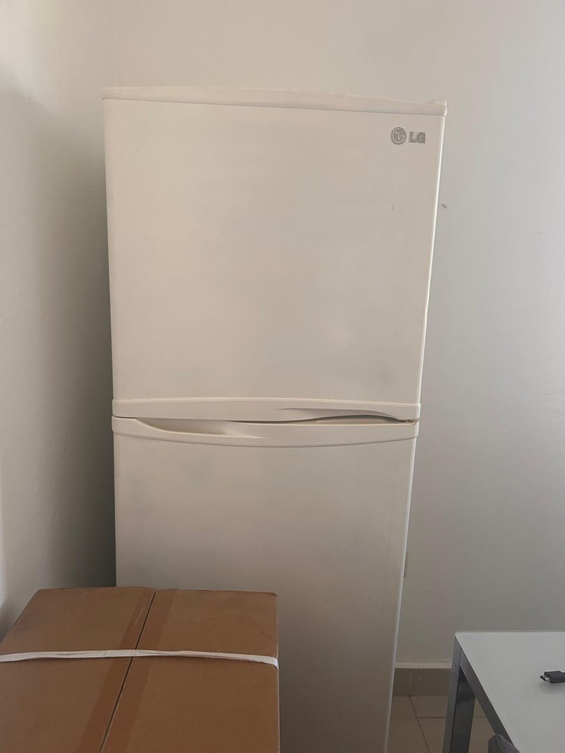 Corotos | NEVERA LG de medio uso RD$6,000.00