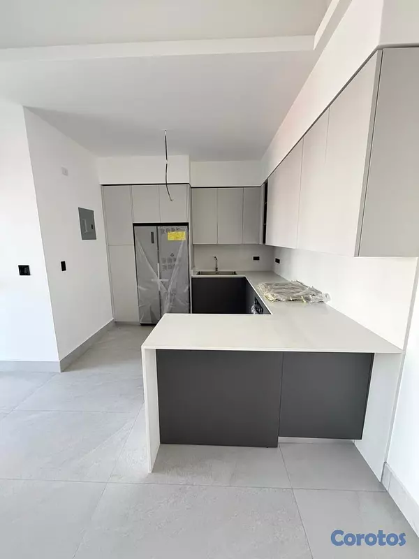 Corotos | Apartarmento super cómodo segundo nivel, precio en oferta