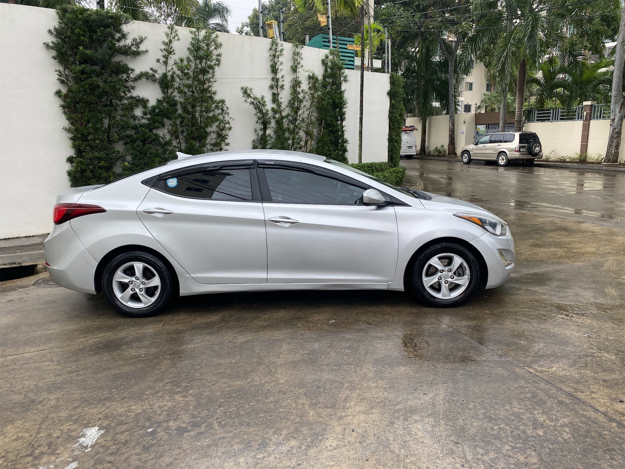 Corotos Hiunday Elantra Se Año 2015