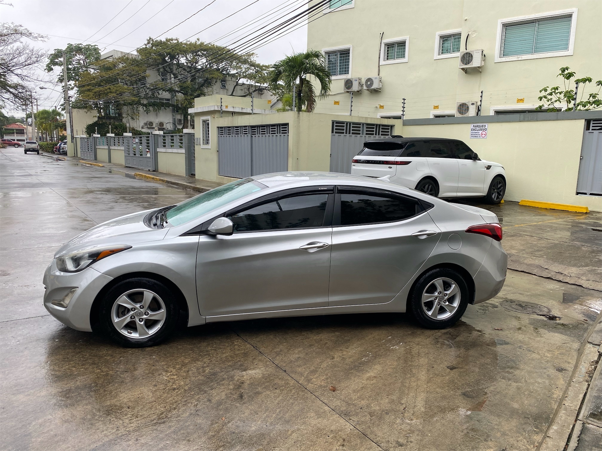 Corotos Hiunday Elantra Se Año 2015
