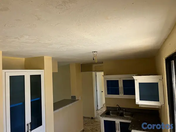 Corotos | Apartamento en avenida las colinas, plaza Virginia