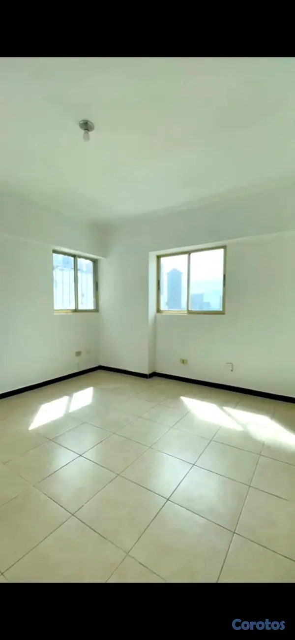 Corotos | 2 Hab en torre de Av. Enriquillo