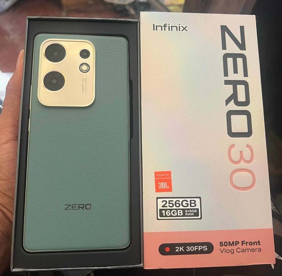 Corotos | Infinix Zero 30 256gb 16gb de ram Pantalla curva 3D Sonido stereo JBL Como Nuevo